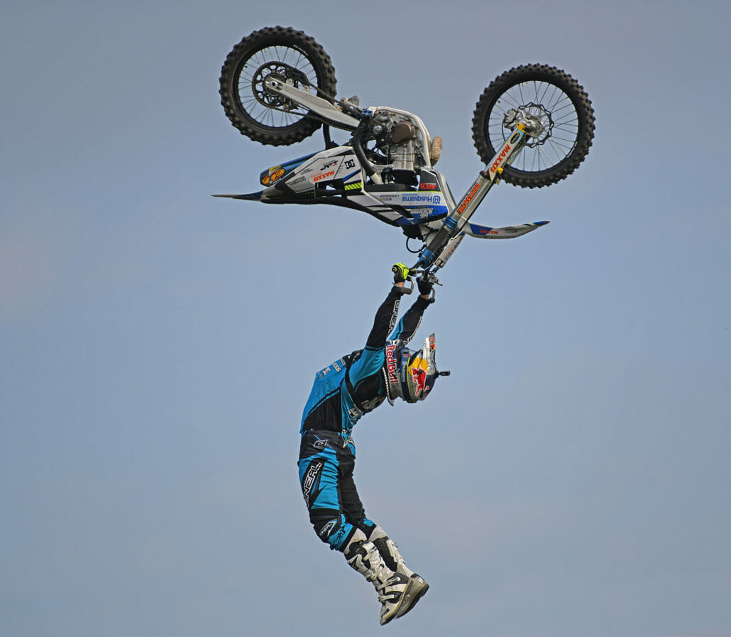 Luc Ackermann beim Flight Club in Rohrberg - Motorcycles.News ...