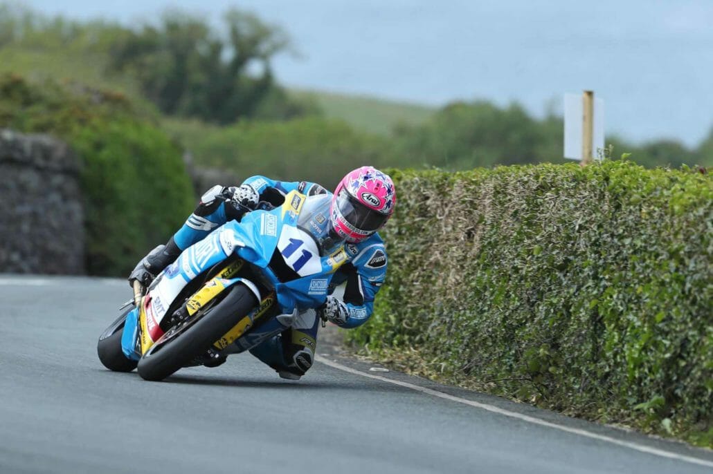 Lee Johnston wins Supersport TT › Motorcycles.News - Motorcycle-Magazine