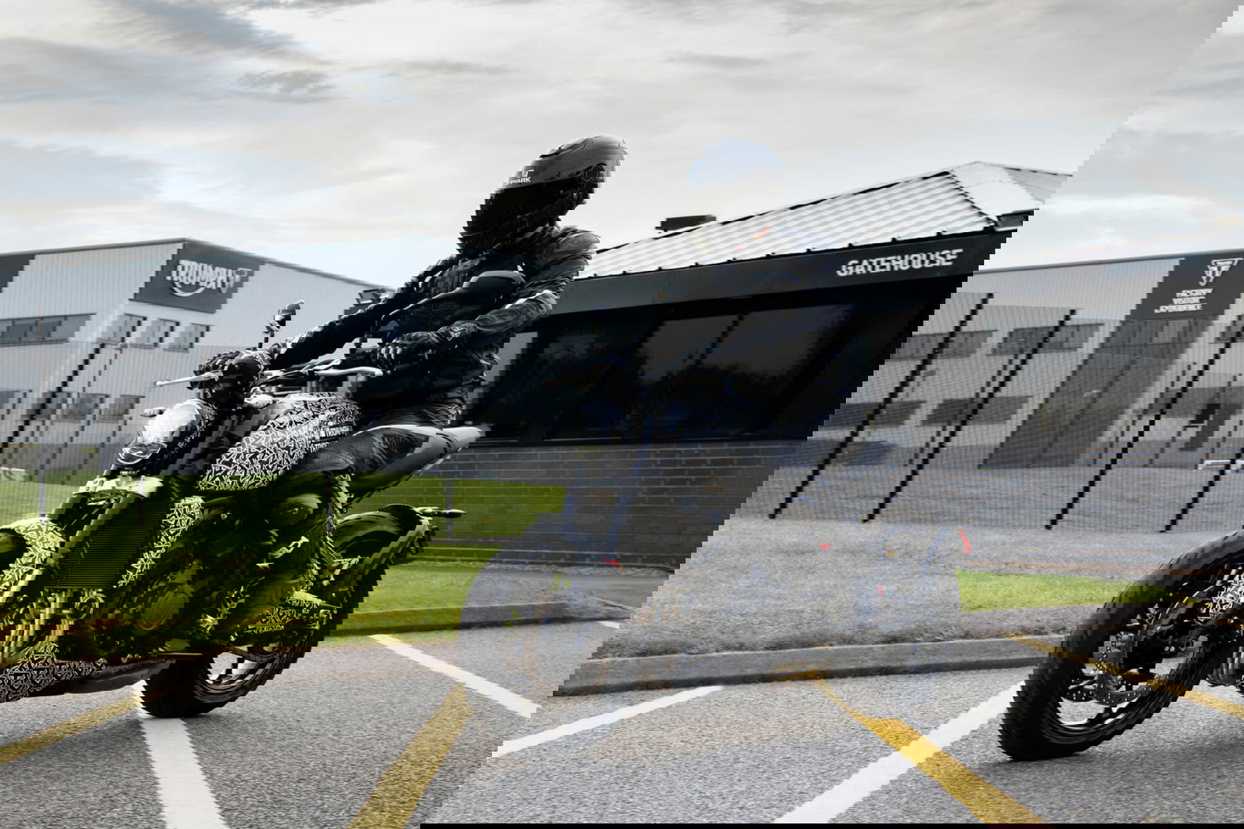 Triumph Trident prototype shown - Motorcycles.News - Motorcycle-Magazine