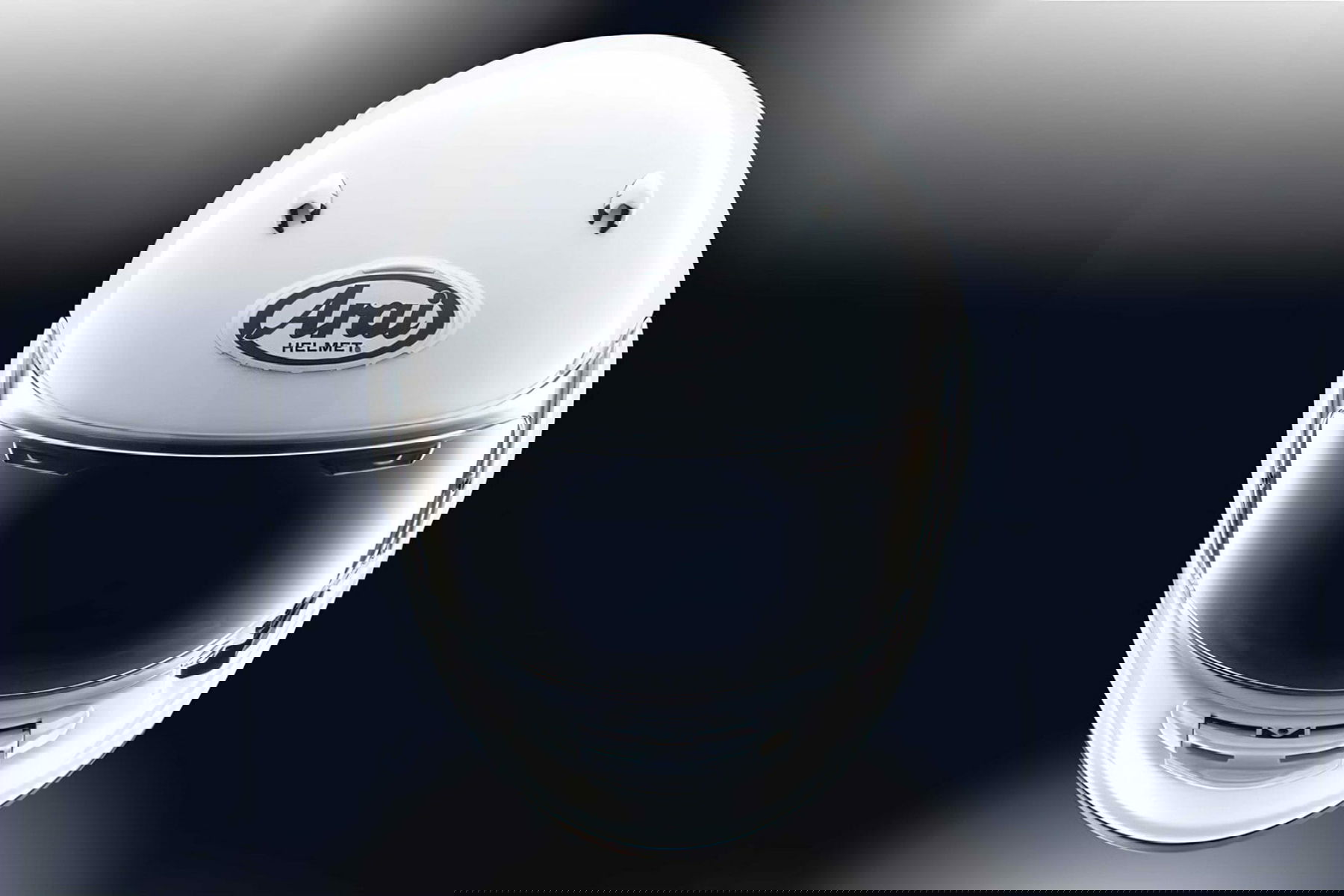 Arai`s Helm Quantic erfüllt die neue ECE 22.06 Norm - Motorcycles.News - Motorrad Magazin