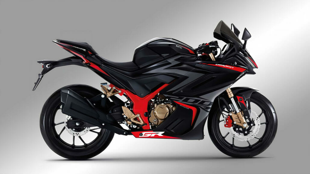 GPX Demon GR200 - Aggressive entry-level motorcycle › Motorcycles.News - Motorcycle-Magazine