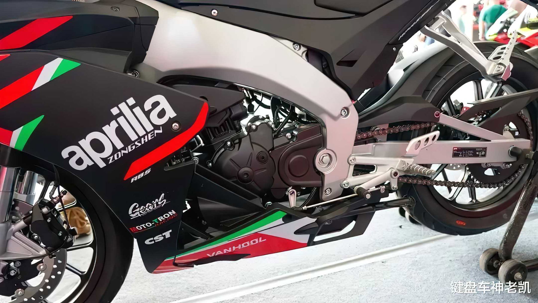 Aprilia unveils a new GPR250R in China. - Motorcycles.News - Motorcycle ...