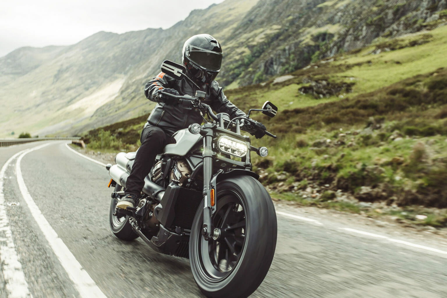 Harley-Davidson stellt neue Sportster S vor - Motorcycles.News ...
