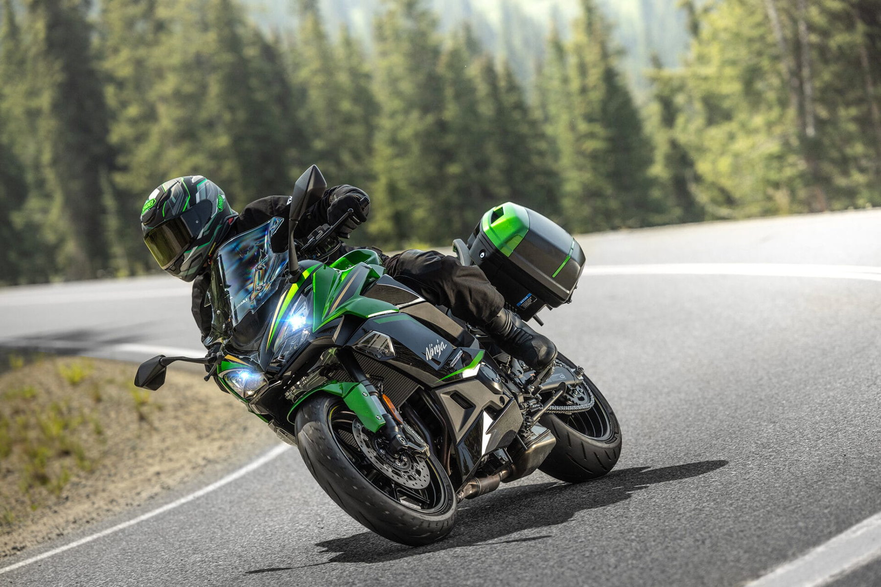 Kawasaki stellt die neue 2025 Ninja 1100SX vor - Motorcycles.News ...