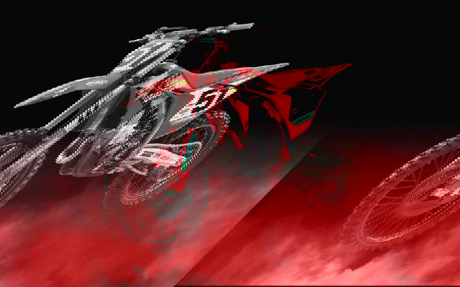 GASGAS presents Factory Edition models 2025 with new design ...