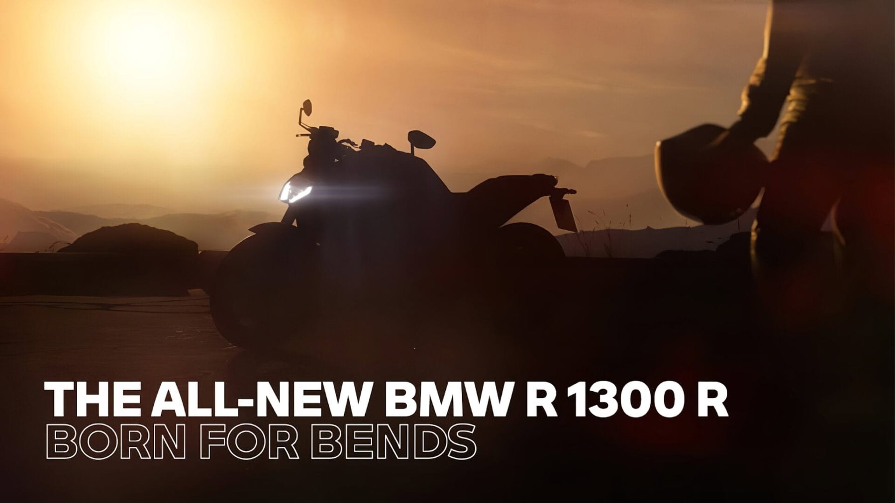 New boxer roadster from Bavaria: The BMW R 1300 R is in the starting ...